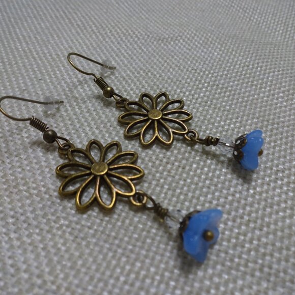 Artisan | Jewelry | Whimsical Flower With Blue Flower Crystal Bead ...